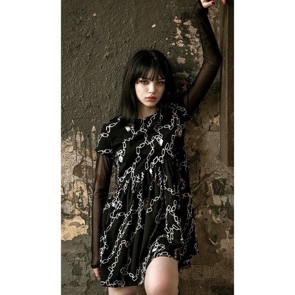 Disturbia | Dresses | Disturbia Dress Women 4 Black White Chain ...
